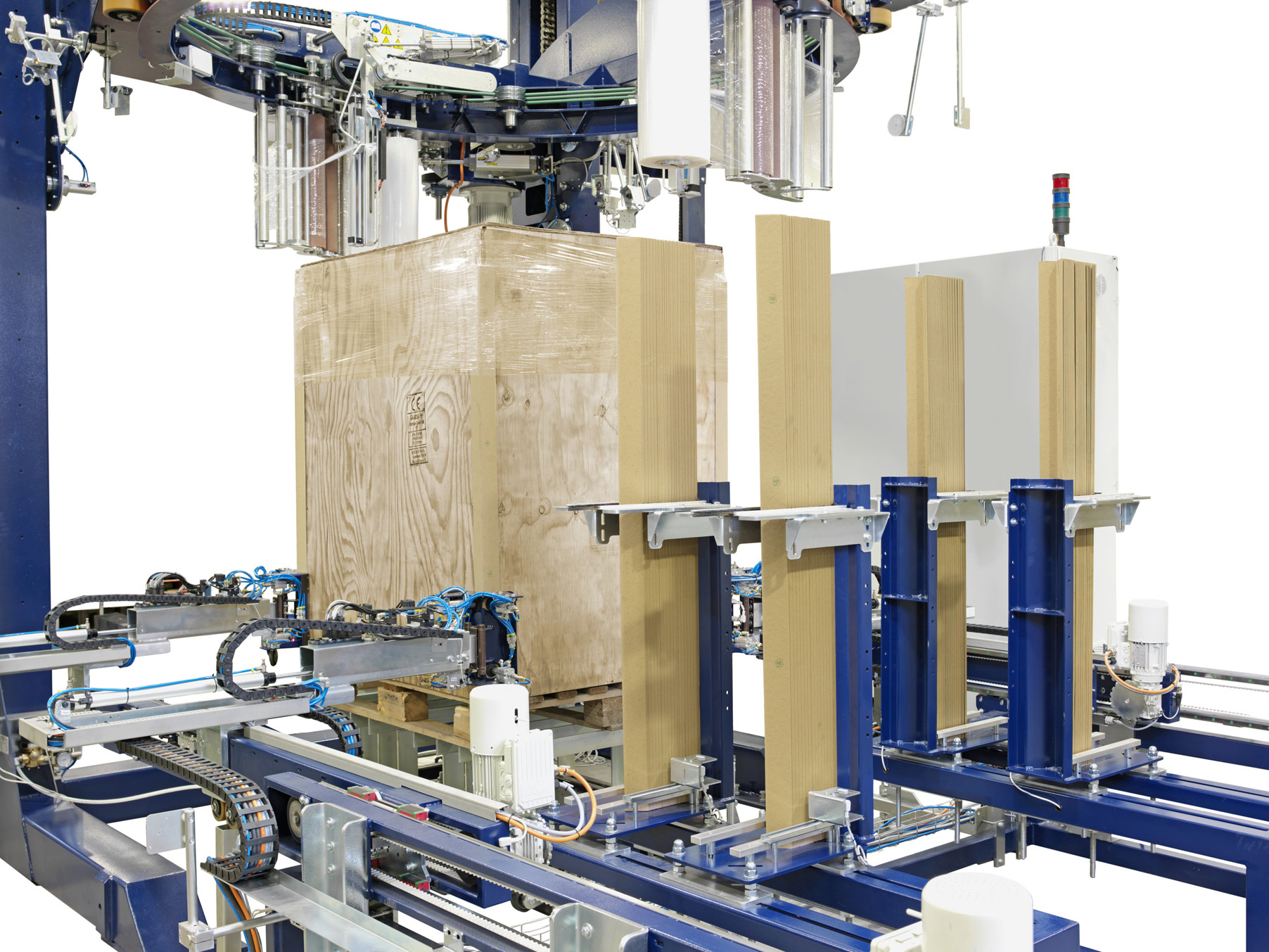 Apply corner protectors with the Omega from Atlanta Stretch